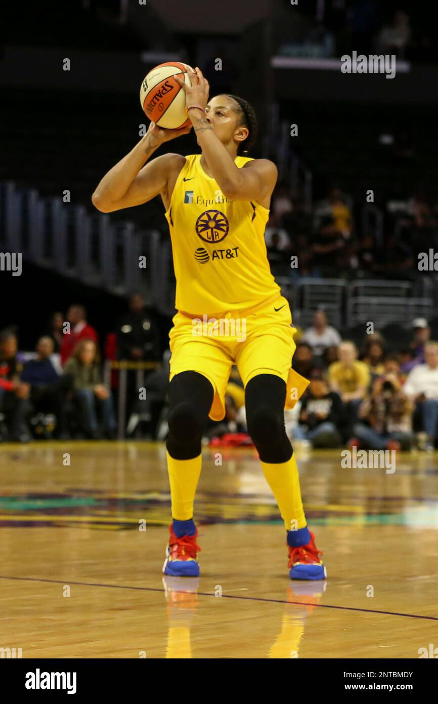 LOS ANGELES, CA - JUNE 18: Los Angeles Sparks forward Candace Parker #3 ...