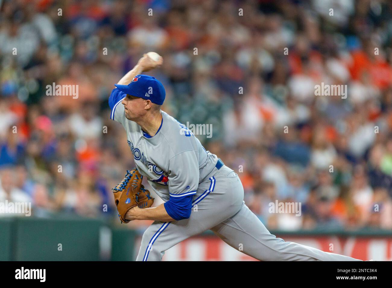 1HOUSTON, TX - JUNE 14: Toronto Blue Jays starting pitcher Aaron ...