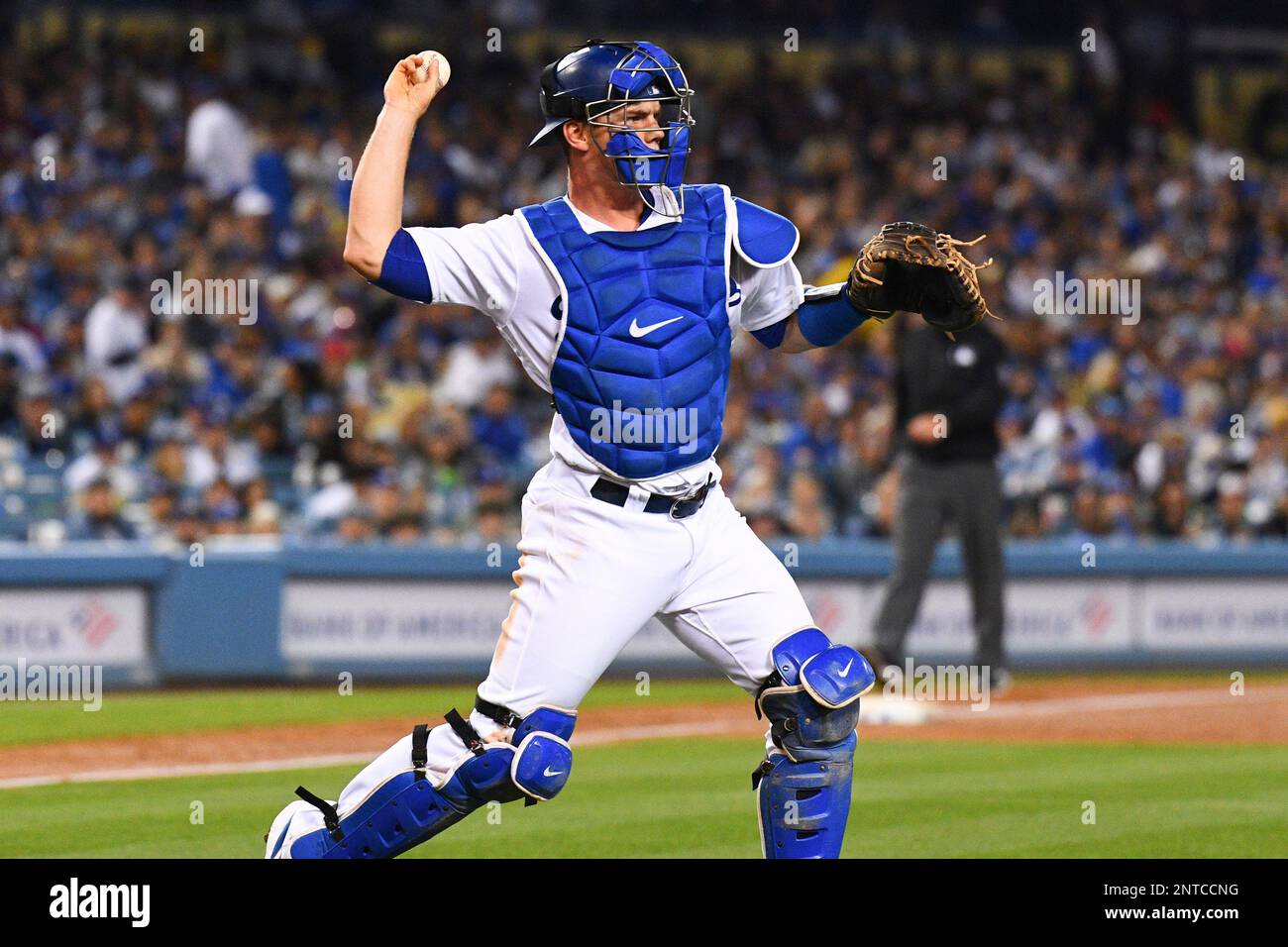 LOS ANGELES, CA - JUNE 01: Los Angeles Dodgers catcher Will Smith (16 ...