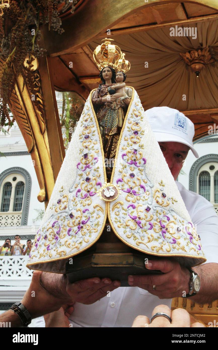 PA - Belem - 06/10/2019 - Archive, pilgrim image of Our Lady of Nazar leaves the berlinda on the ...