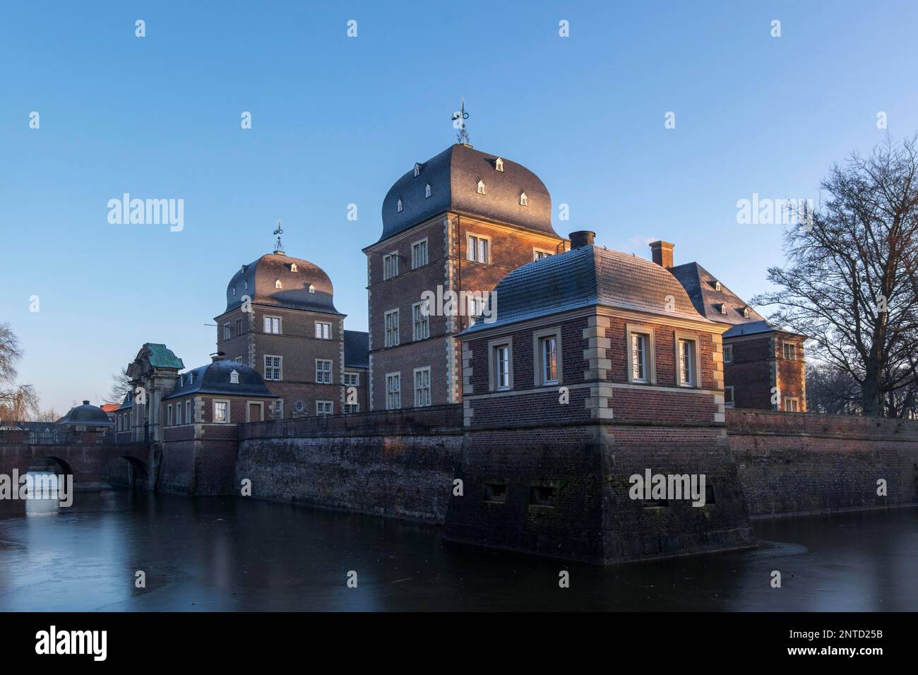 Baroque and moated castle Ahaus, today seat of the Technical Academy ...