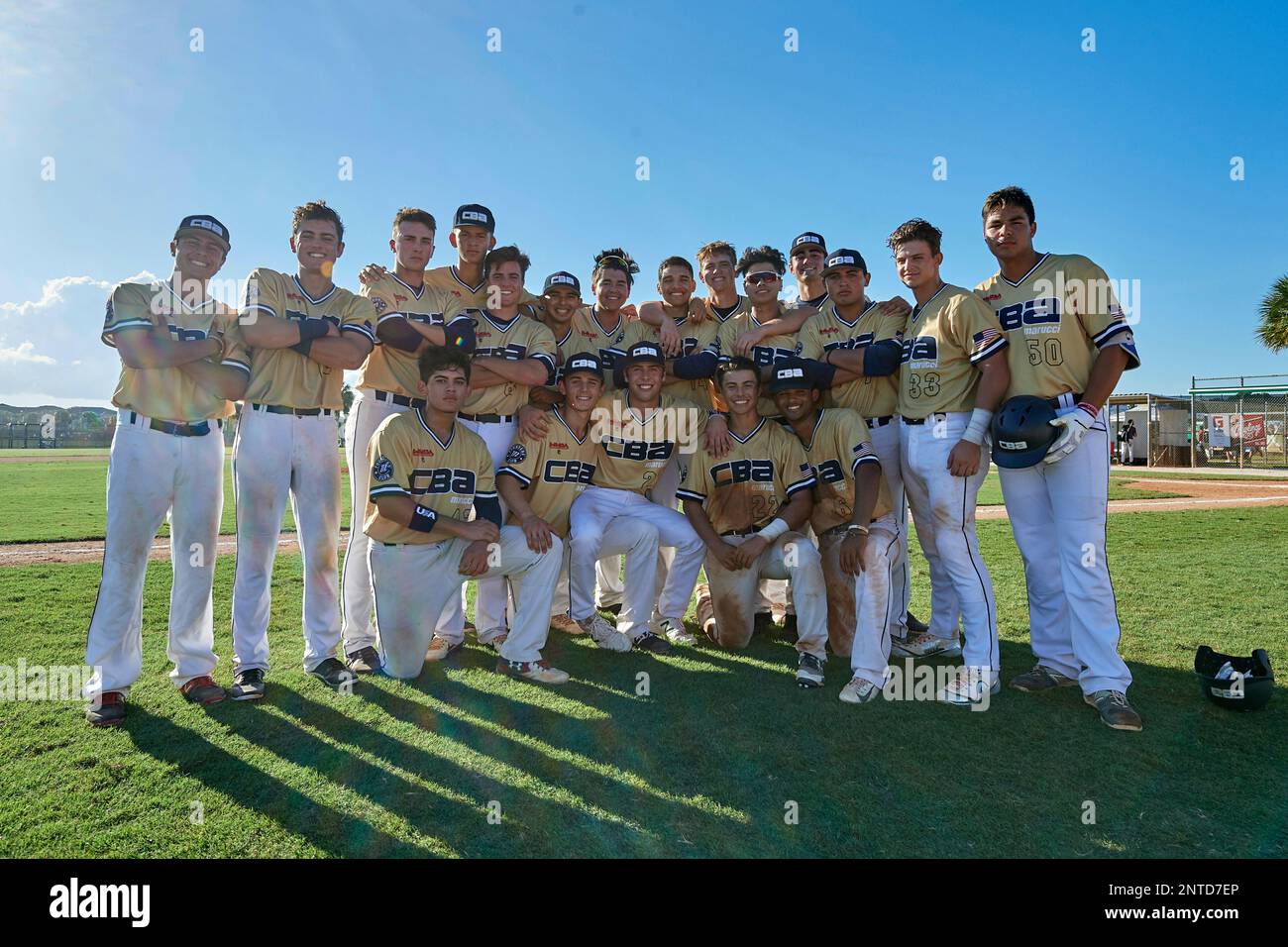 Players from CBA Marucci pose for a team photo during the WWBA World ...
