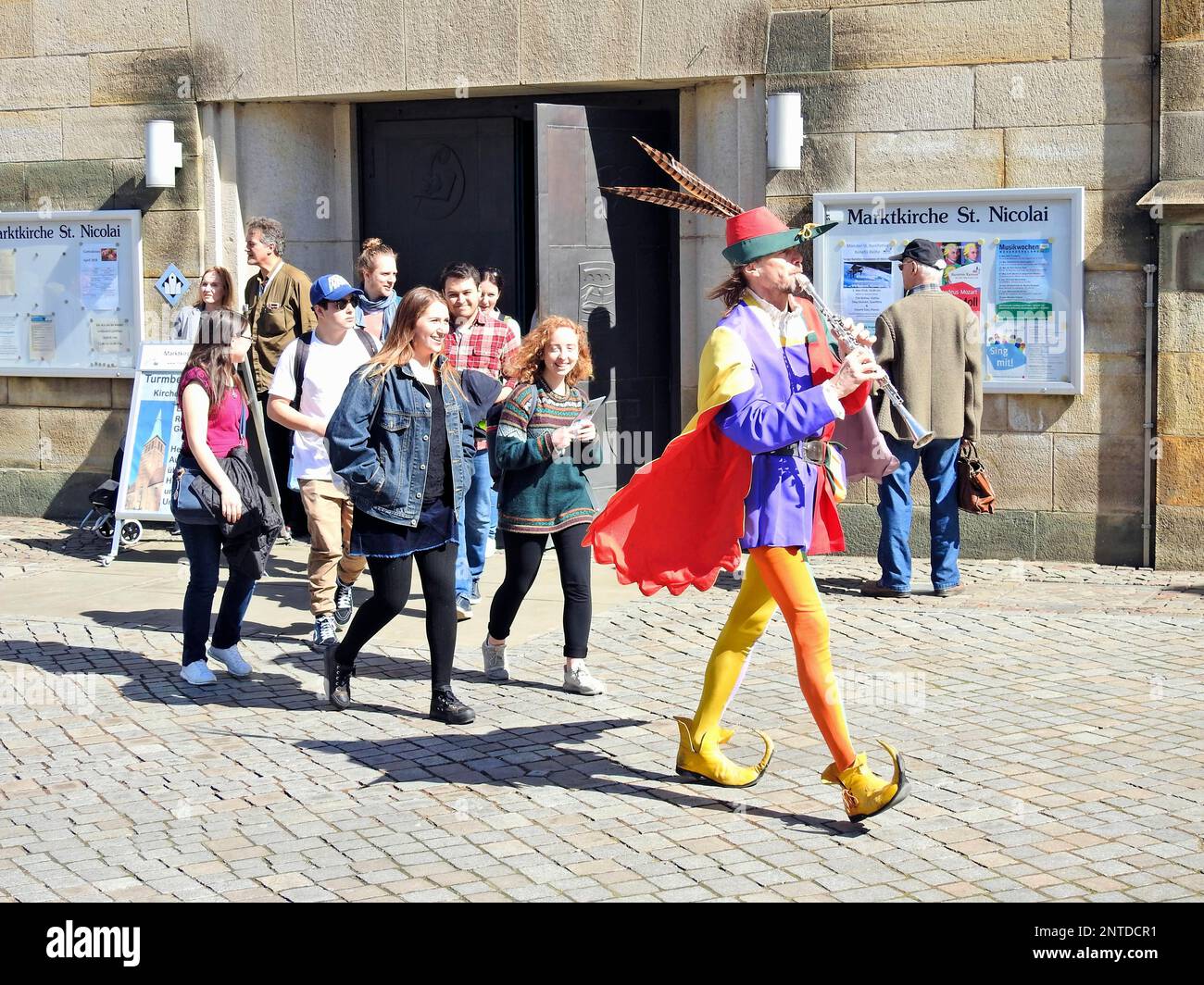 The pied piper of hamelin hi-res stock photography and images - Alamy