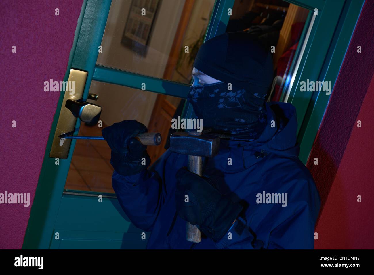 Burglar door hi-res stock photography and images - Alamy
