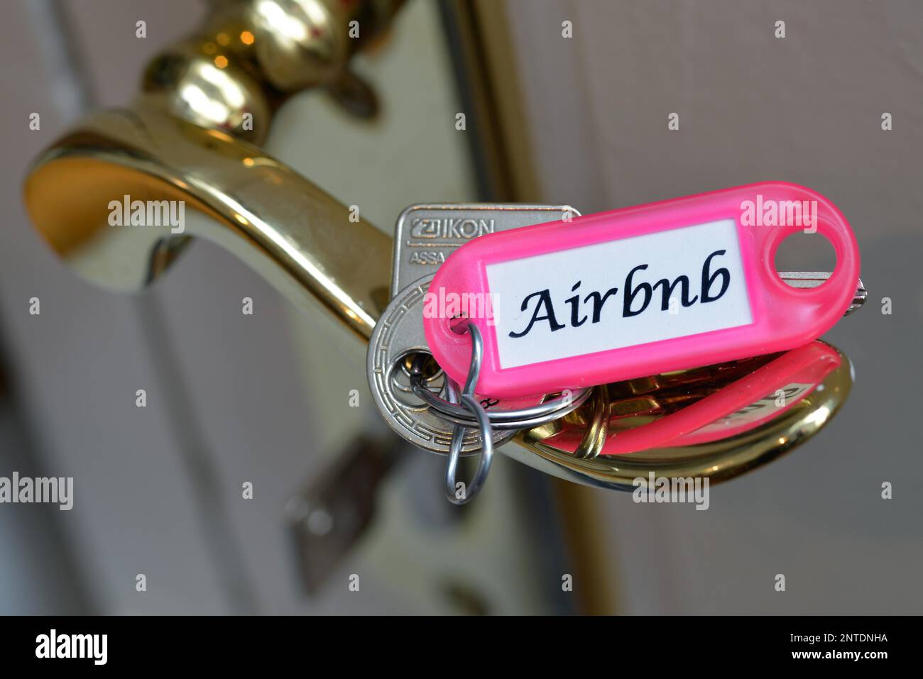 Rental flat airbnb hi-res stock photography and images - Alamy