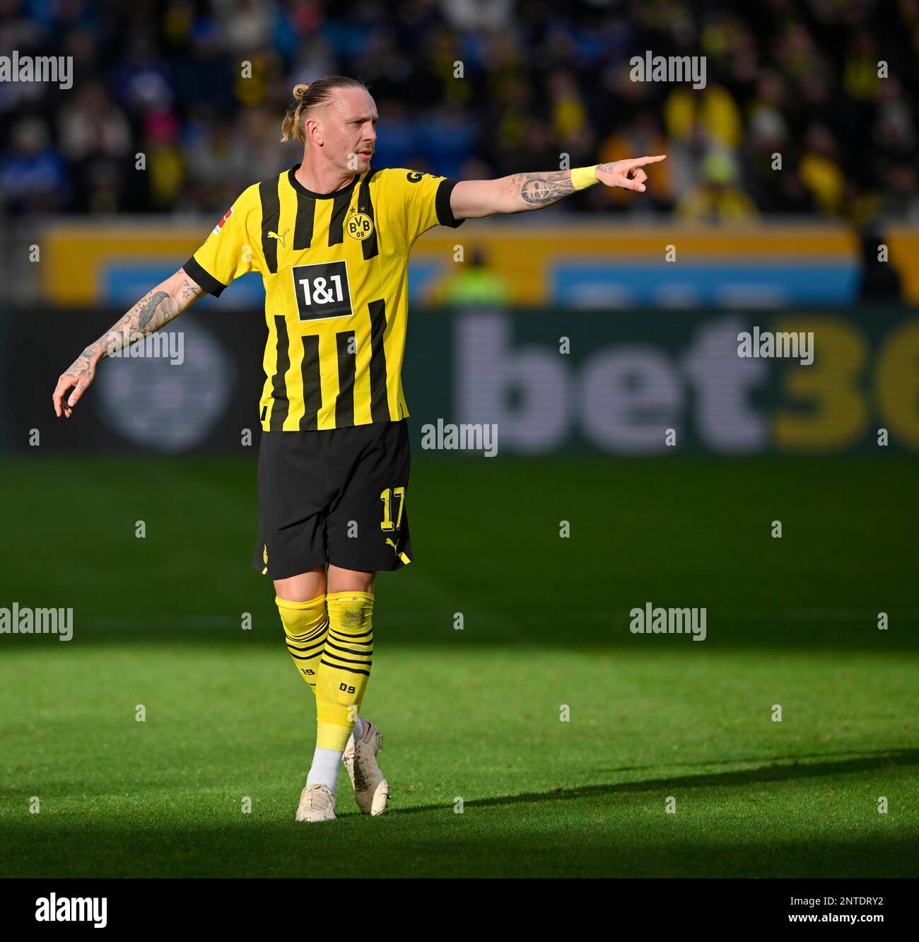 Marius Wolf Borussia Dortmund BVB (17) shows the direction, gesture ...