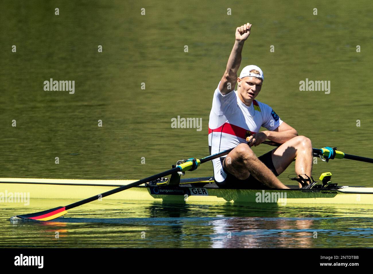Oliver Zeidler of Germany celebrates after winning the Men's Single ...