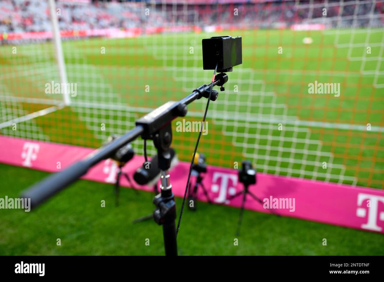Backdoor camera, perimeter advertising Telekom, Allianz Arena, Munich ...