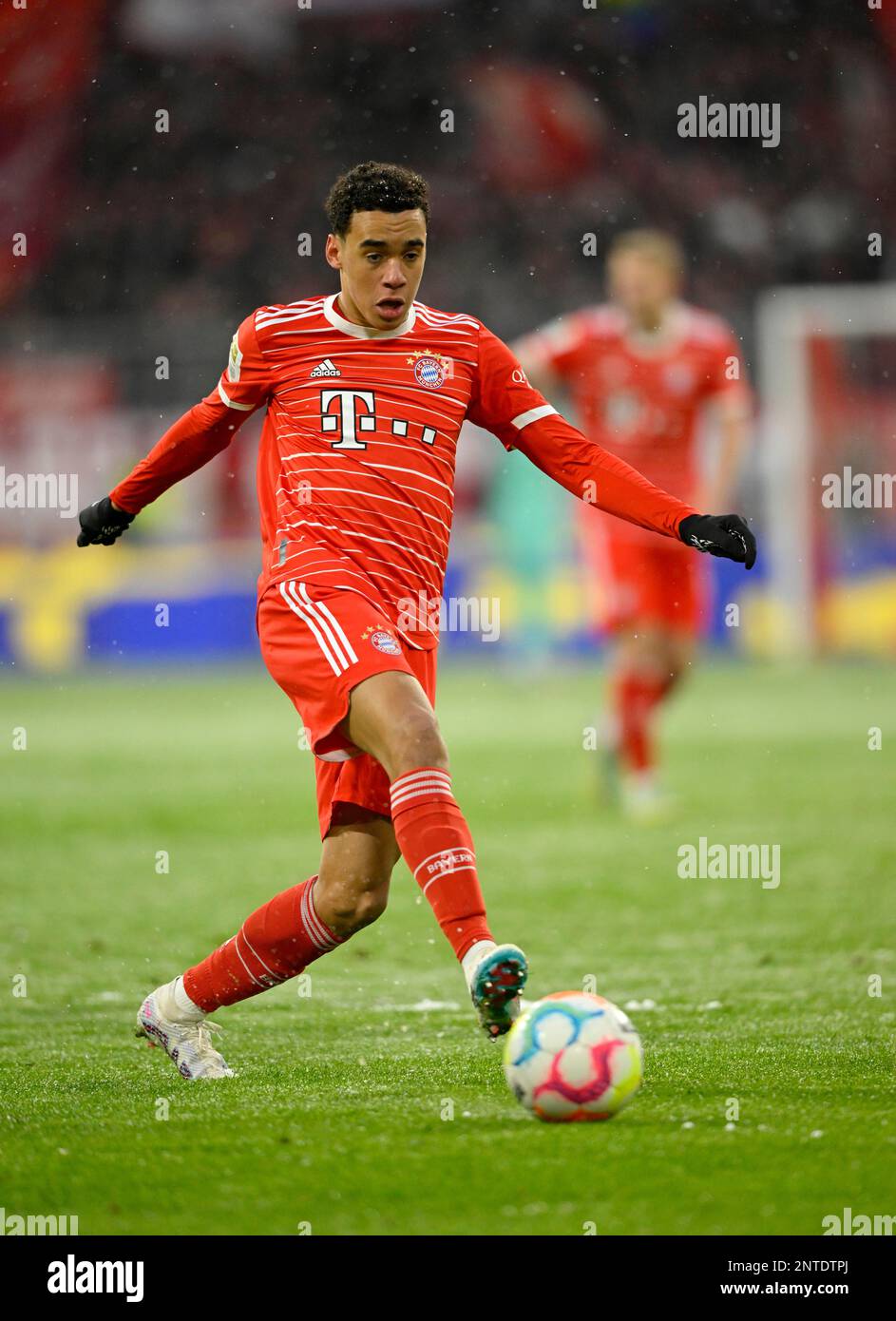 Jamal Musiala FC Bayern Munich FCB (42) on the ball, Allianz Arena ...