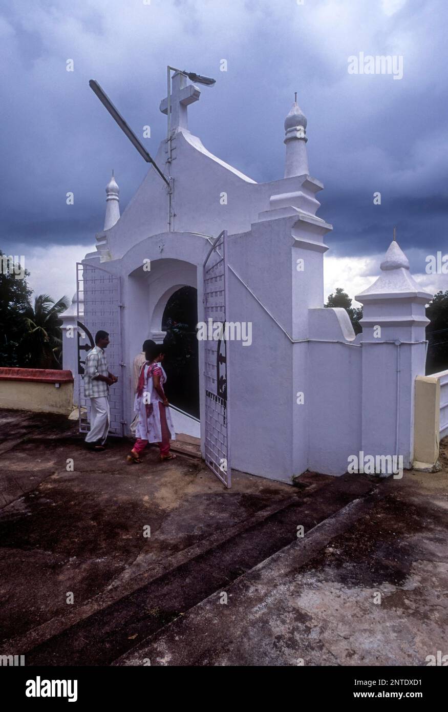 Entrance to St. Mary Knanaya Valiyapally in Kottayam, Kerala, India ...