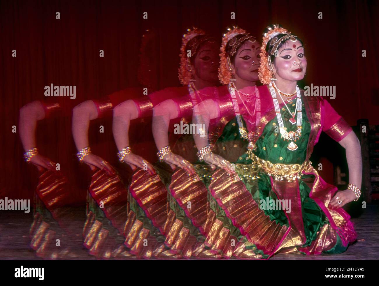 Kuchipudi, woman performing major classical dances of India in Kerala ...