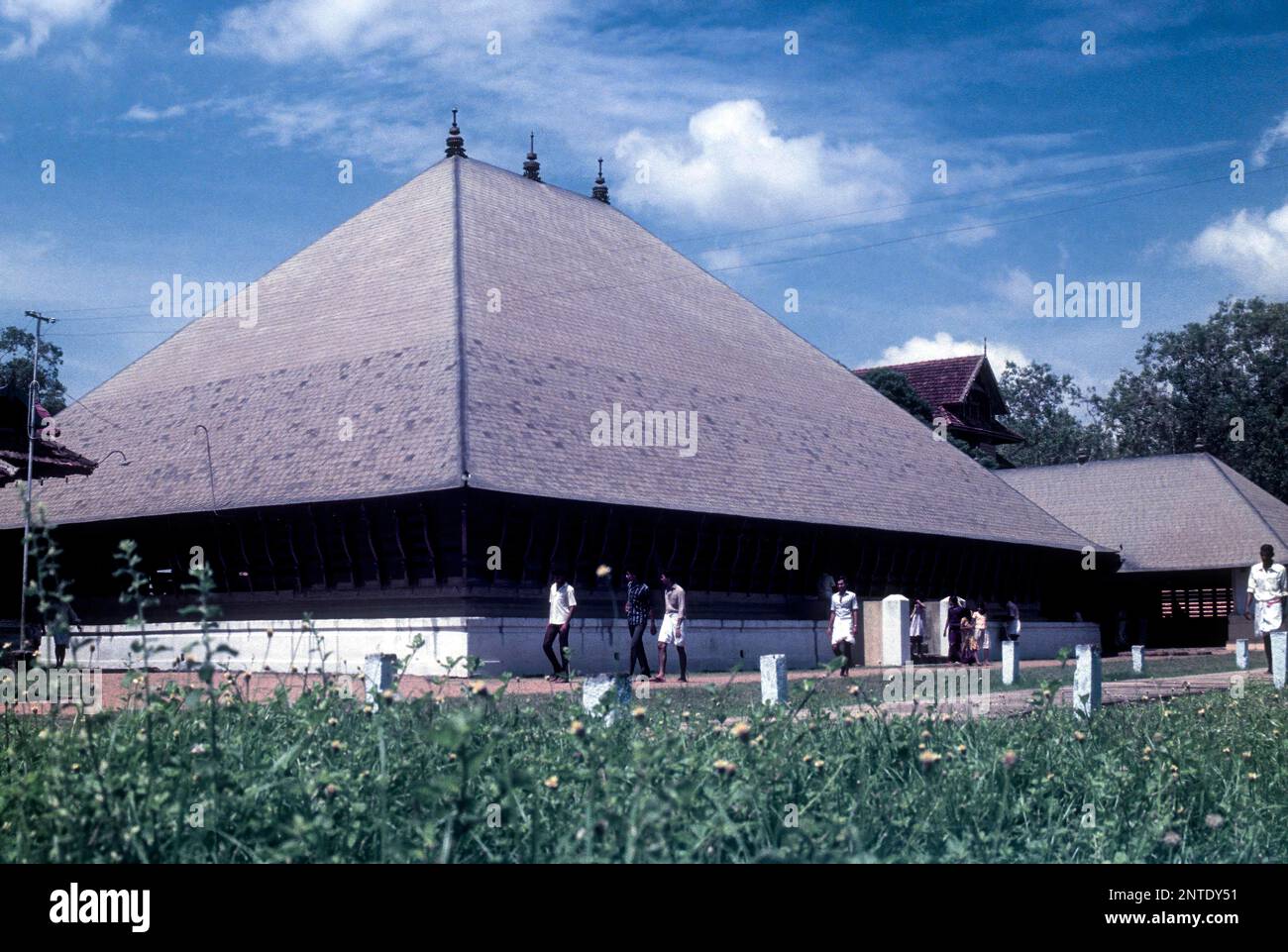 Koothambalam temple theatre at Vadakkunathan temple in Thrissur Trichur ...