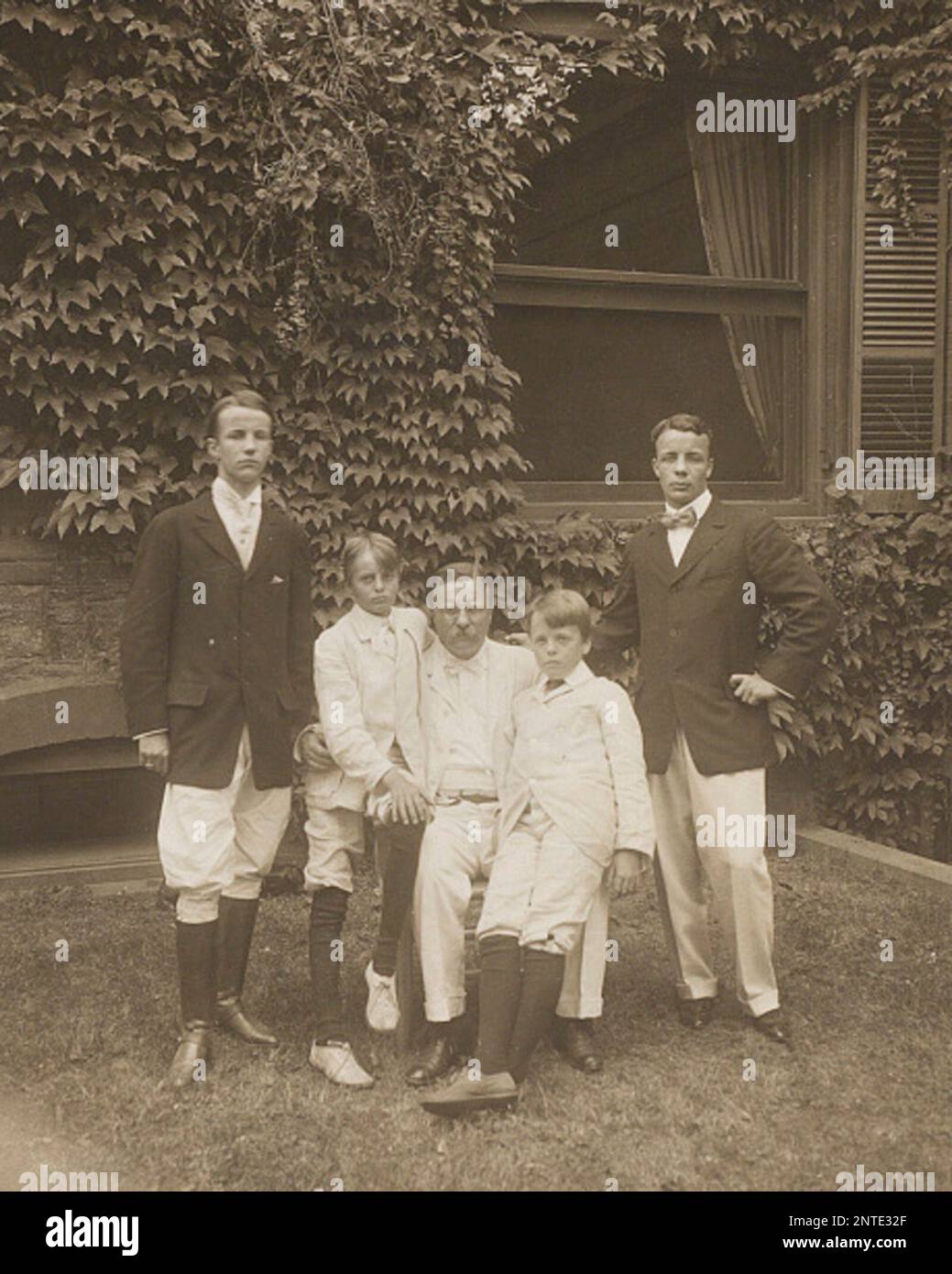 In this 1907 photo provided by the Library of Congress, Theodore ...