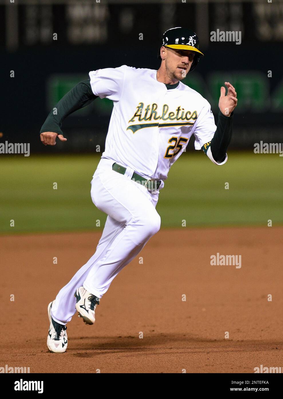 OAKLAND, CA - MAY 07: Oakland Athletics outfielder Stephen Piscotty (25 ...