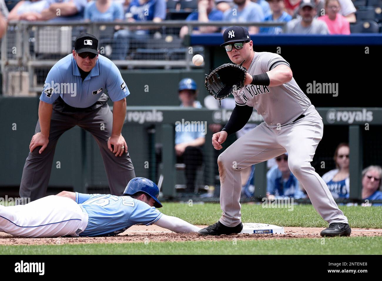 May 25, 2019: Kansas City Royals right fielder Whit Merrifield (15 ...