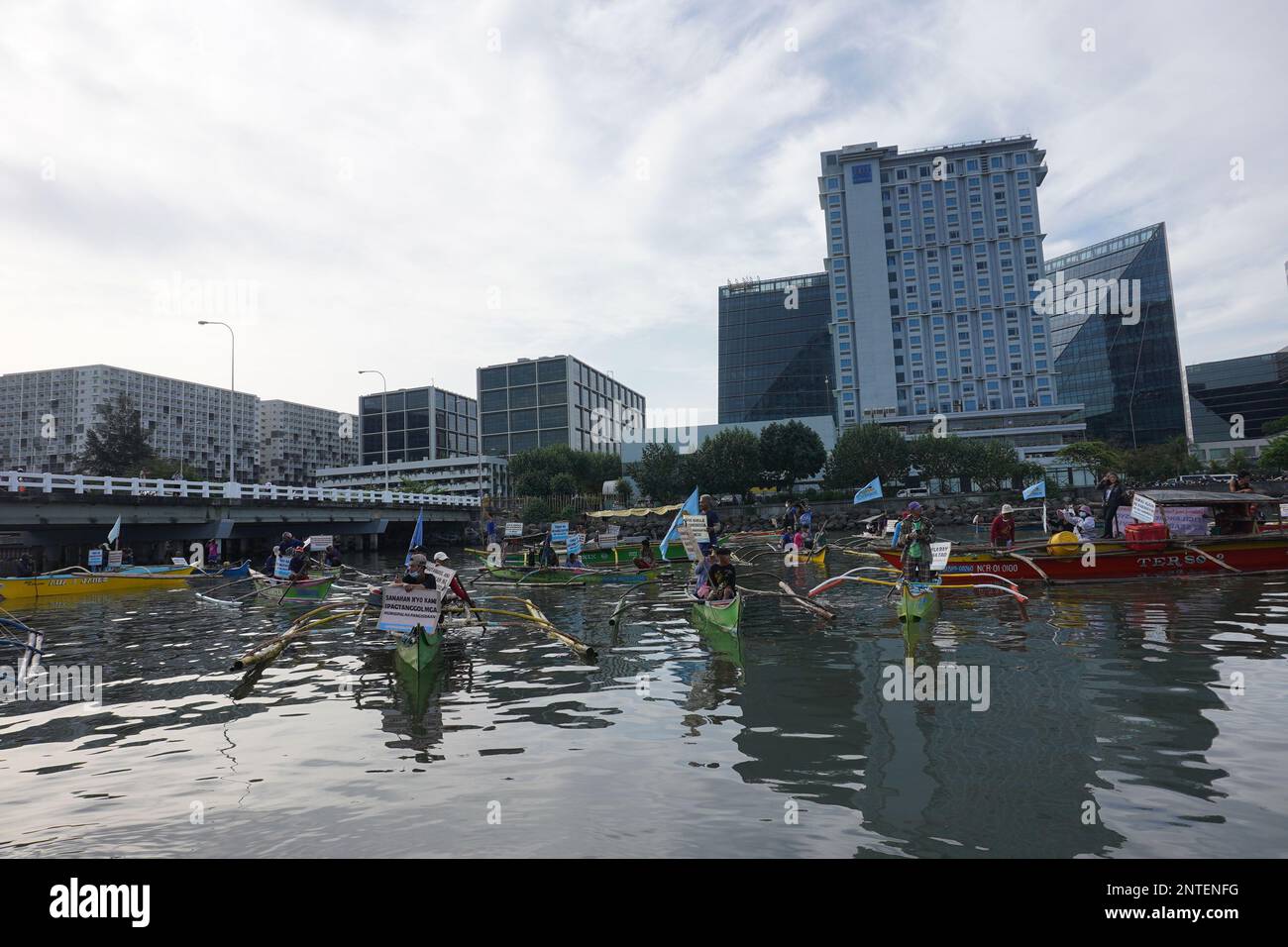 Pasay City, Philippines. 28th February, 2023. Groups of fisher folks ...