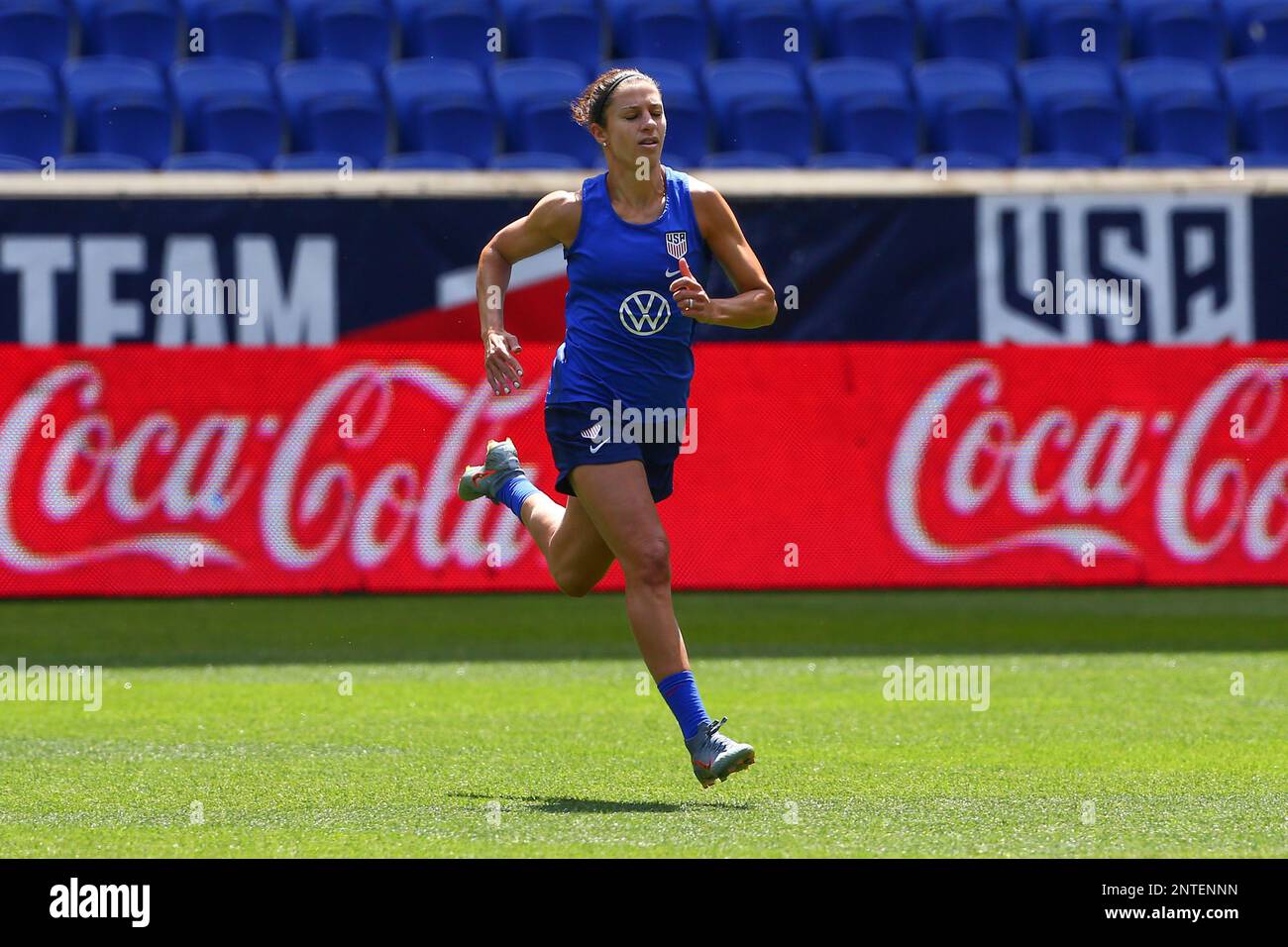 HARRISON, NJ - MAY 25: U.S. Women's National Team midfielder Carly ...