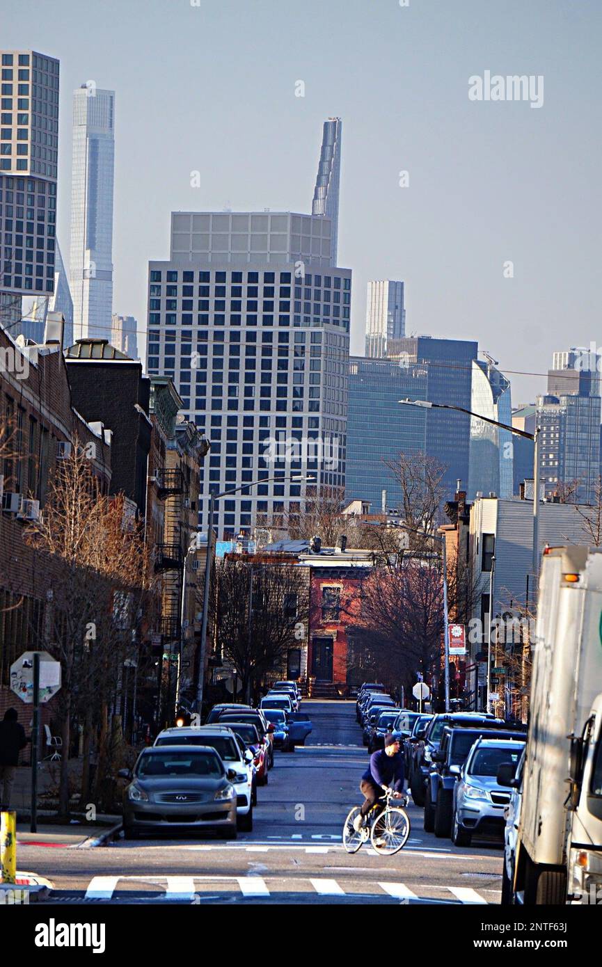 New York, USA. 26th Feb, 2023. A cyclist cycles through Greenpoint ...