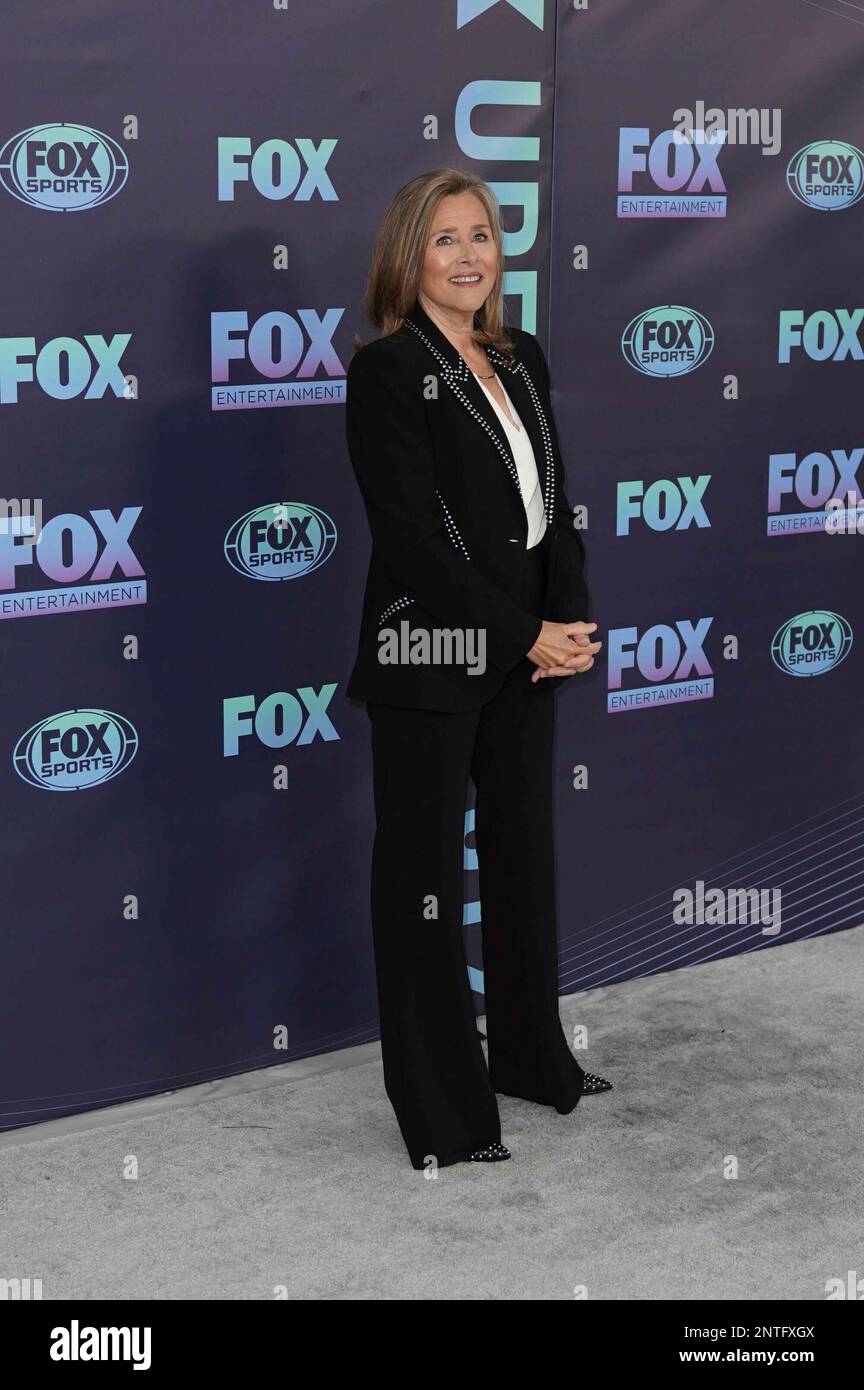 Photo by: John Nacion/STAR MAX/IPx 2019 5/13/19 Meredith Veira at the ...