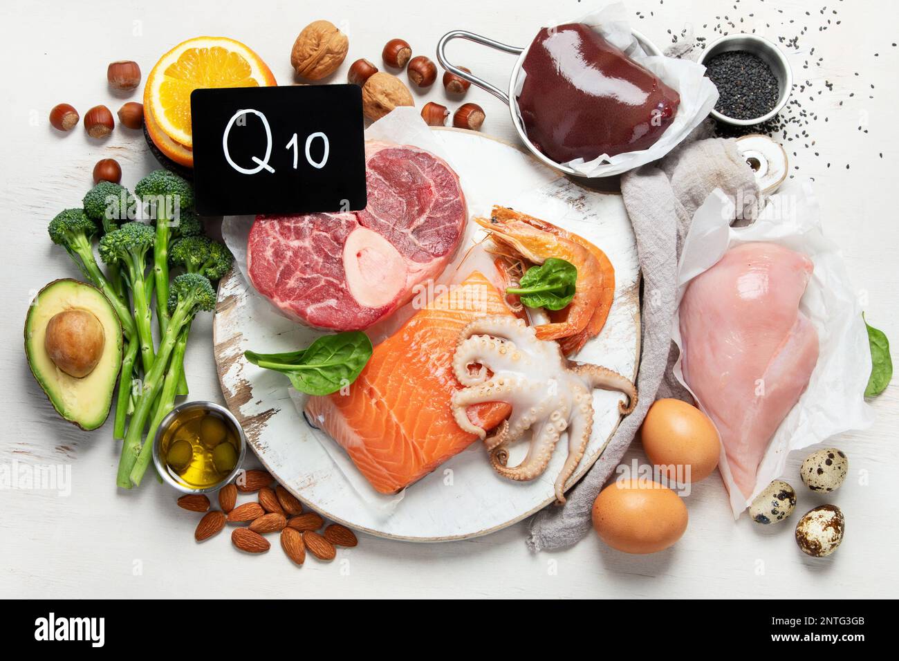 Composition with food contains coenzyme Q10, antioxidant, produce ...