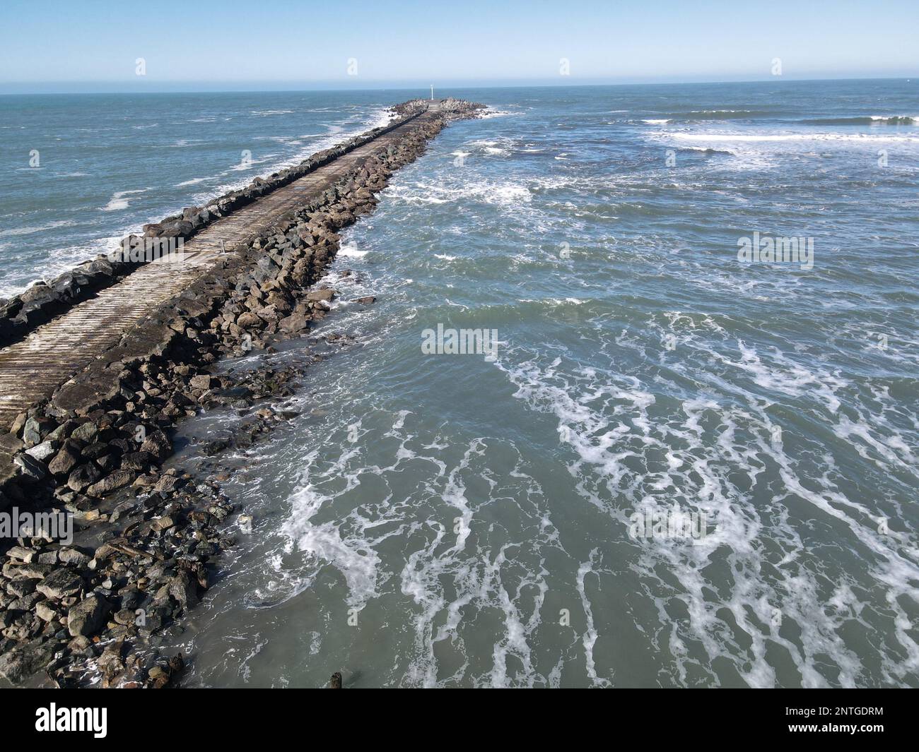 Beautiful aerial above waves rolling hi-res stock photography and ...