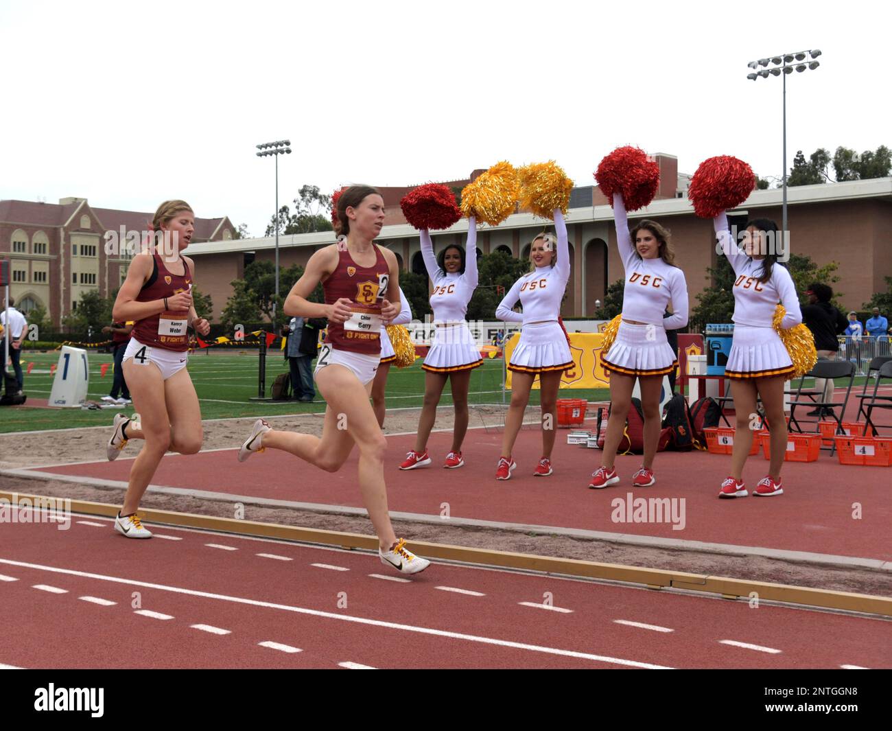 Southern California Trojans song girls cheerleaders encourage Kamryn ...