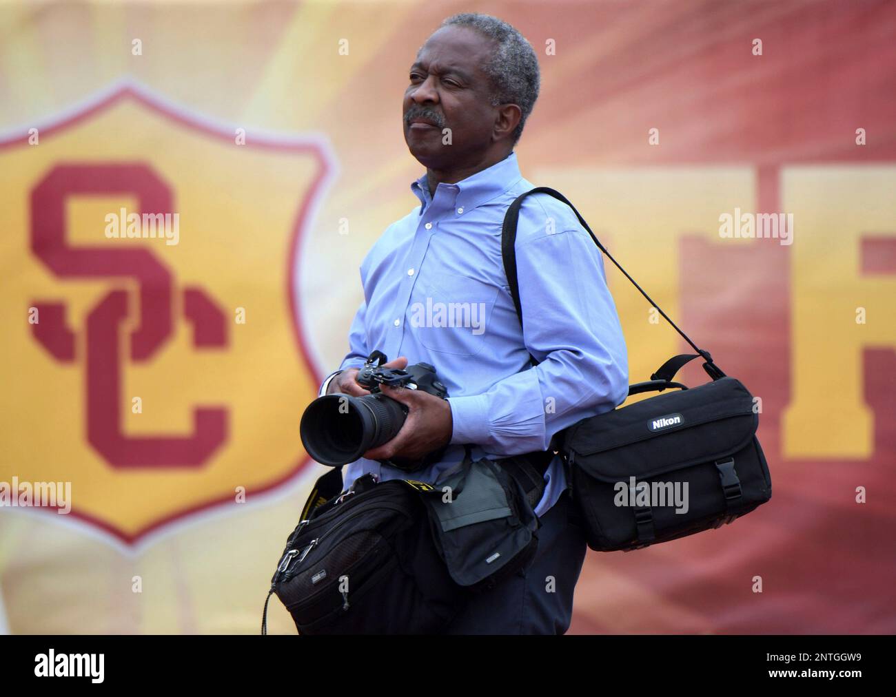 U.S. District Court Judge Percy Anderson takes photos with Nikon ...