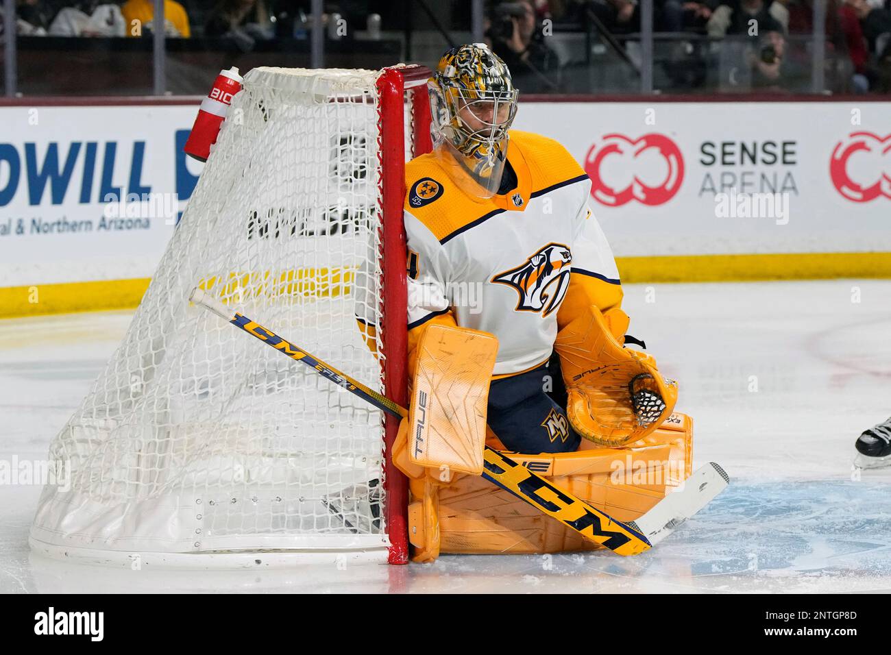 Nashville Predators goaltender Juuse Saros (74) in the first period ...
