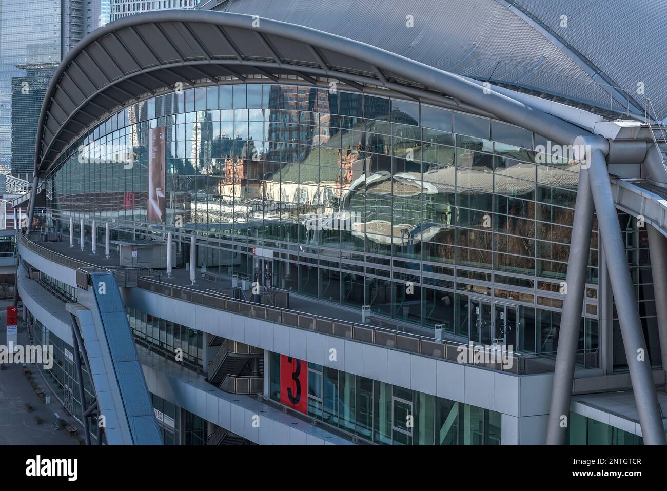 Exhibition center Frankfurt, overview of the outdoor area Stock Photo ...