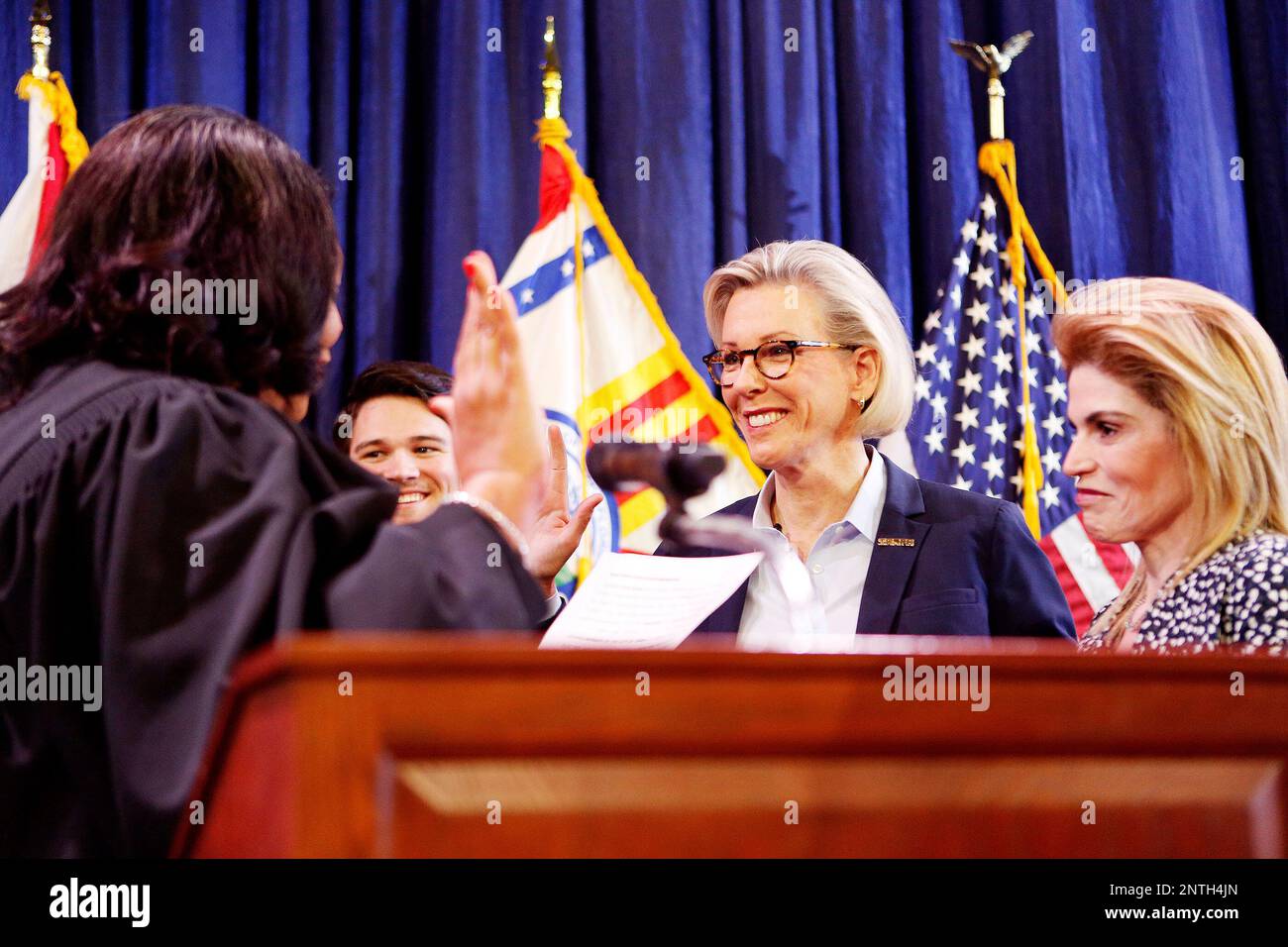 Tampa Mayor-elect Jane Castor, second from right, with partner Ana Cruz ...