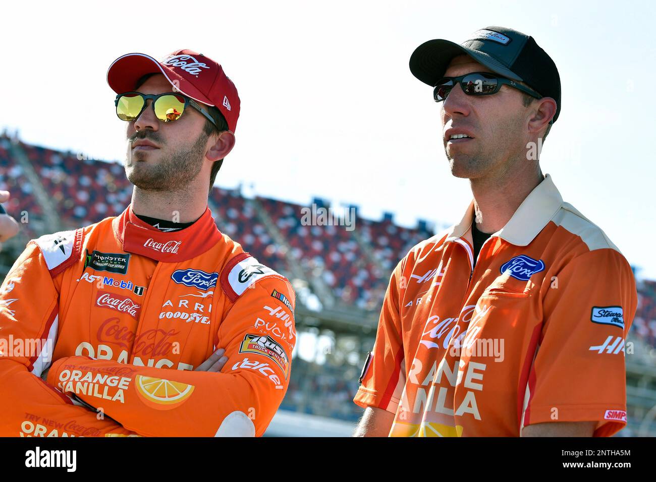 #41: Daniel Suarez, Stewart-Haas Racing, Ford Mustang Coca-Cola Orange ...