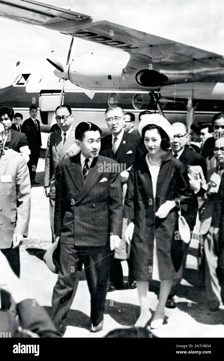 FILE: Japan's Crown Prince Akihito (L, current Emperor) and Crown ...