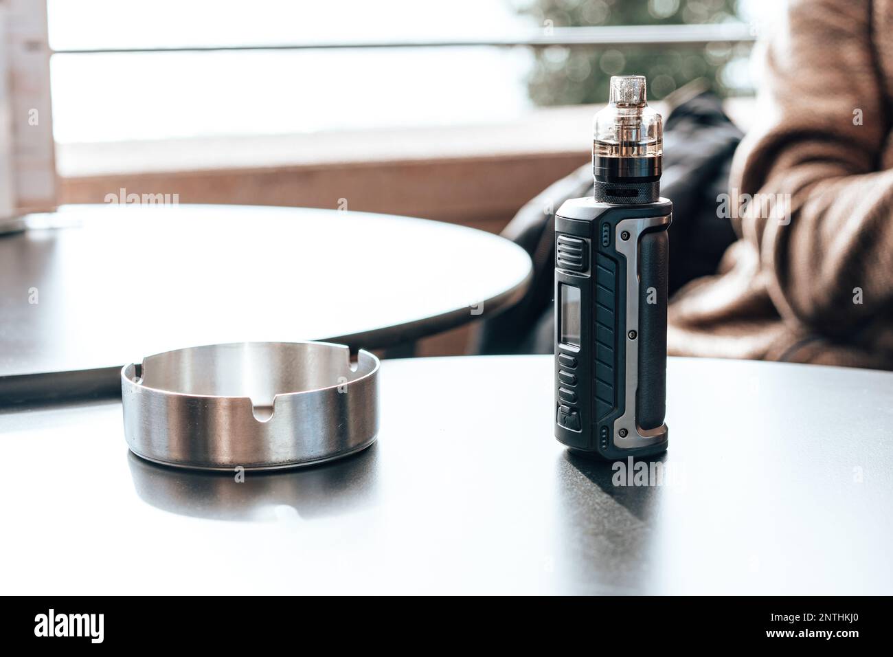 Objectvape hi-res stock photography and images - Alamy