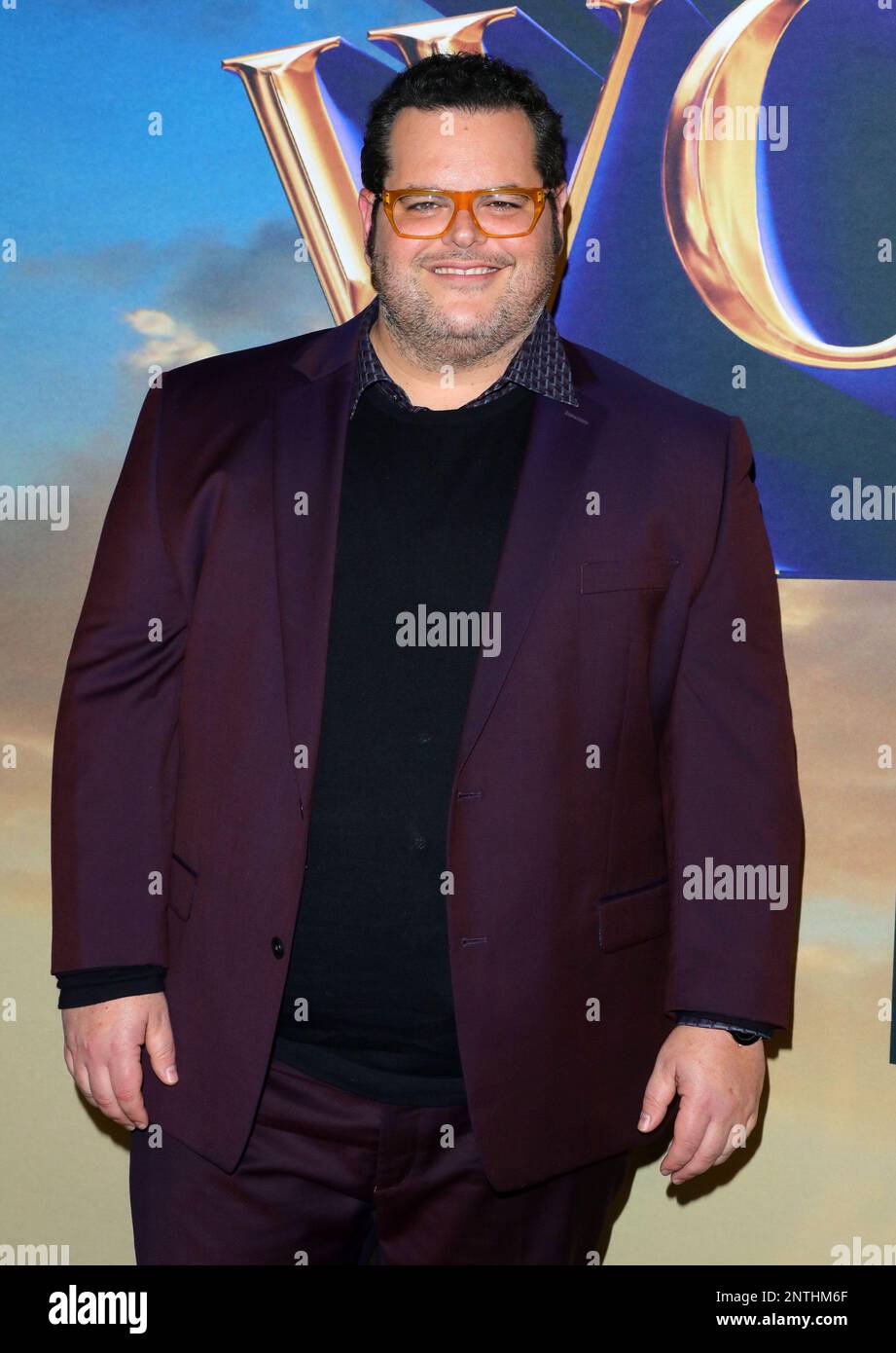 Hollywood, CA , February 27, 2023. Josh Gad arrives at The Red Carpet ...