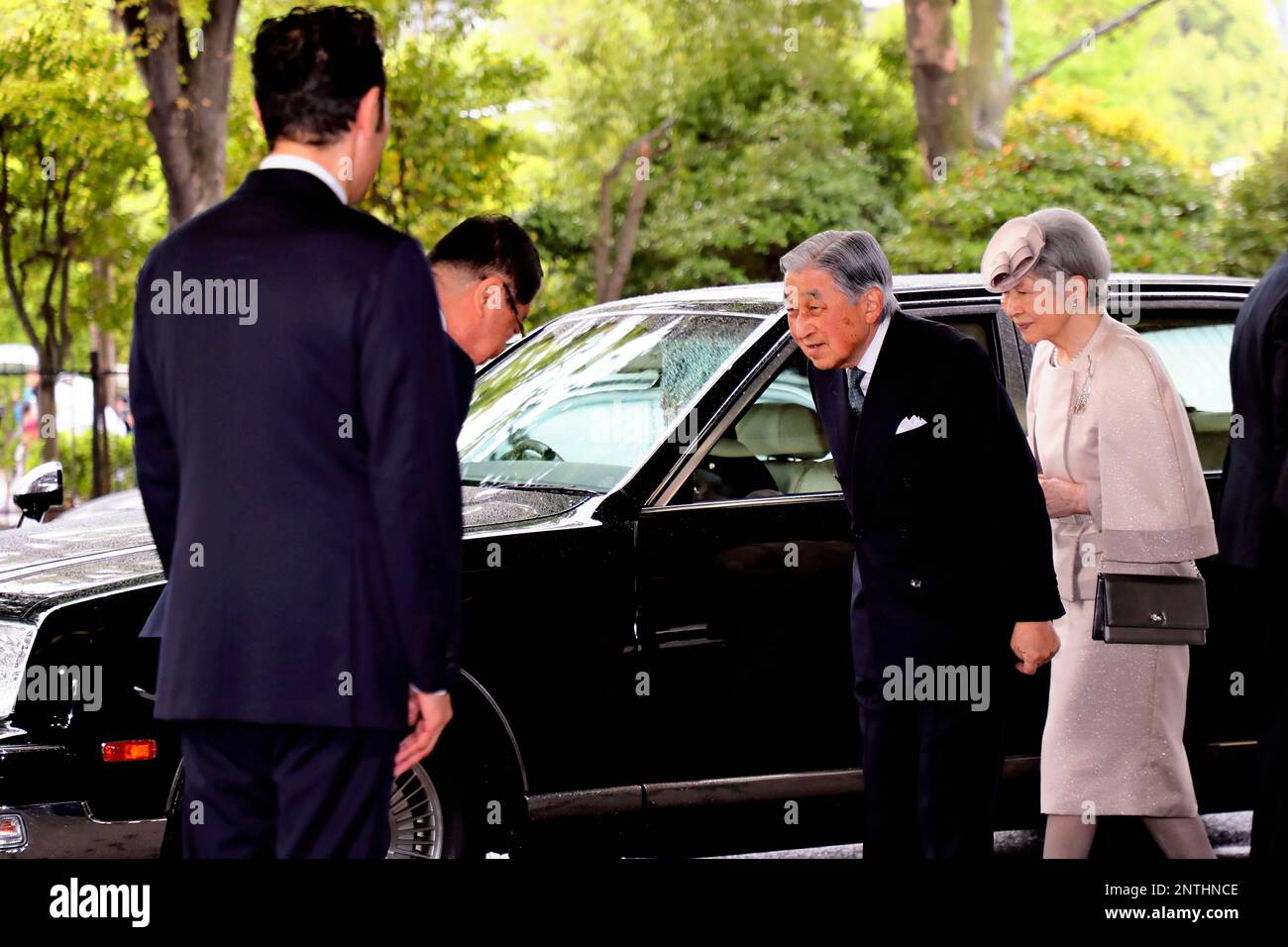 Japanese EmperorAkihito and Empress Michiko arrive at Constitution Hall ...