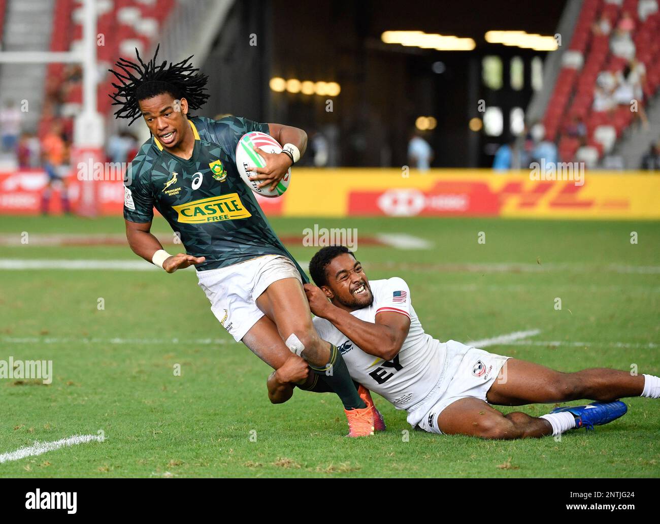 USA's Kevon Williams tackles Samoa's Tila Mealoi during the HSBC ...