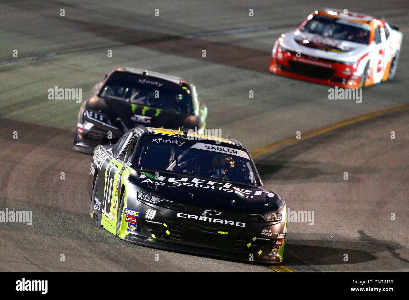#10: Elliott Sadler, Kaulig Racing, Chevrolet Camaro Nutrien Ag ...