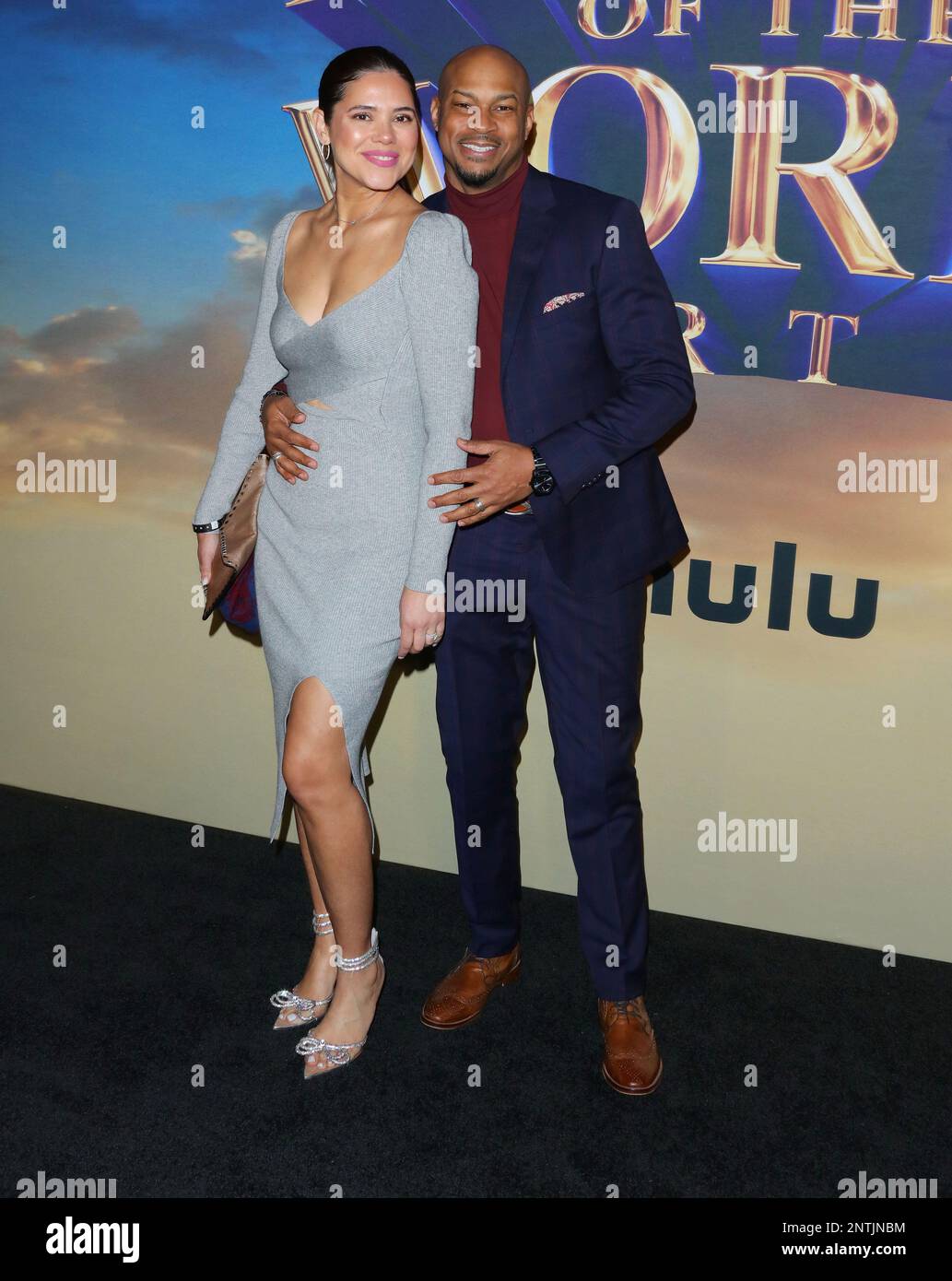 Hollywood, USA. 27th Feb, 2023. Finesse Mitchell, Adris Debarge arrives ...