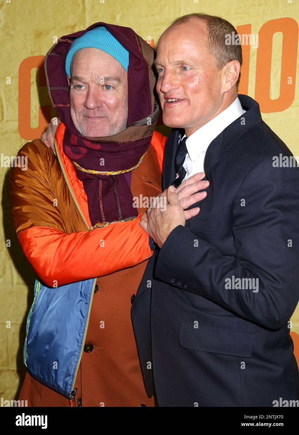 Michael stipe and woody harrelson hi-res stock photography and images - Alamy