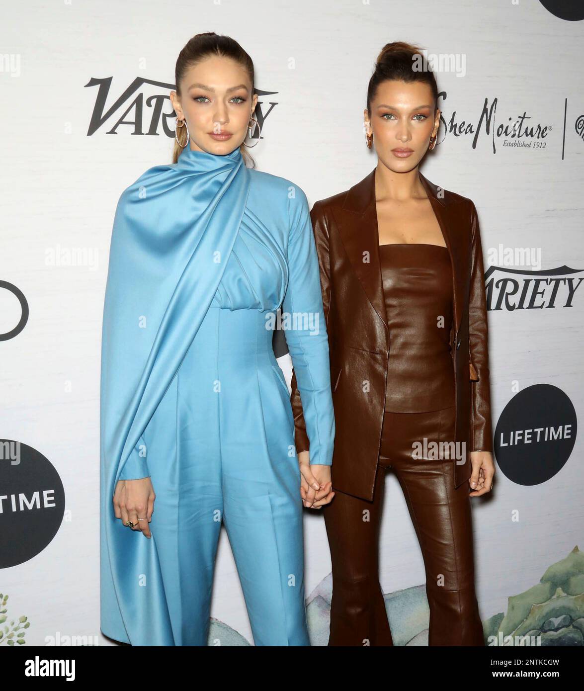 Photo by: zz/John Nacion/STAR MAX/IPx 2019 4/5/19 Gigi Hadid and Bella ...