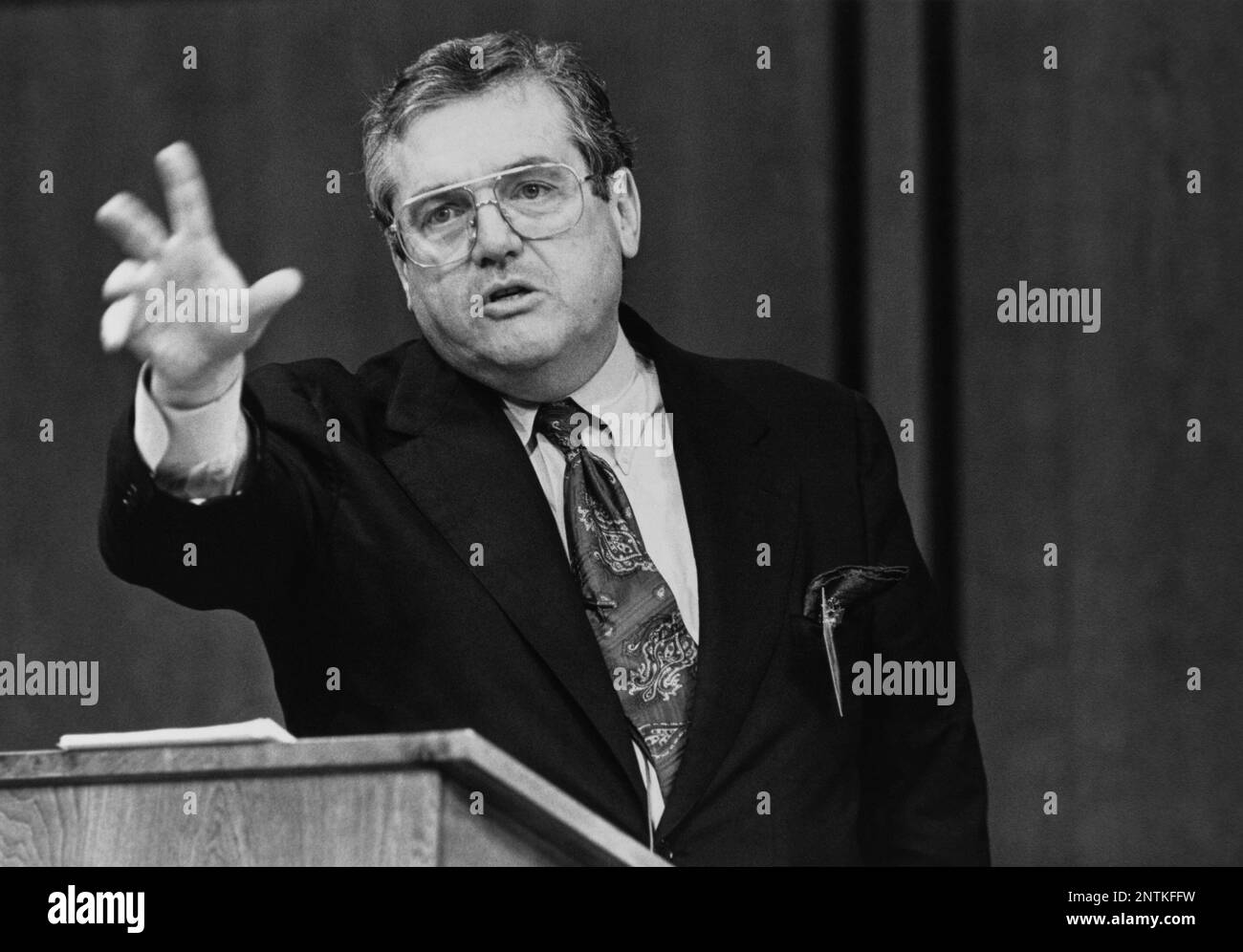 Special counsel, Chairman Robert T. Bennett, R-Ohio, on first day ...