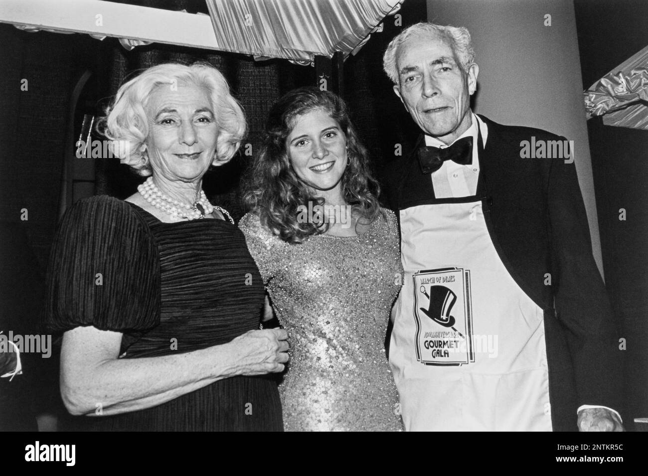 Served easy cheesy stuffed Kumguats, Sen. Claiborne Pell, D-R.I ...