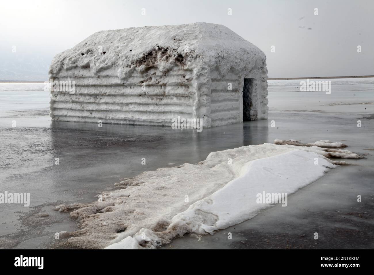 Snow houses melt and sink into water in the Gaojia Lake scenic spot in ...