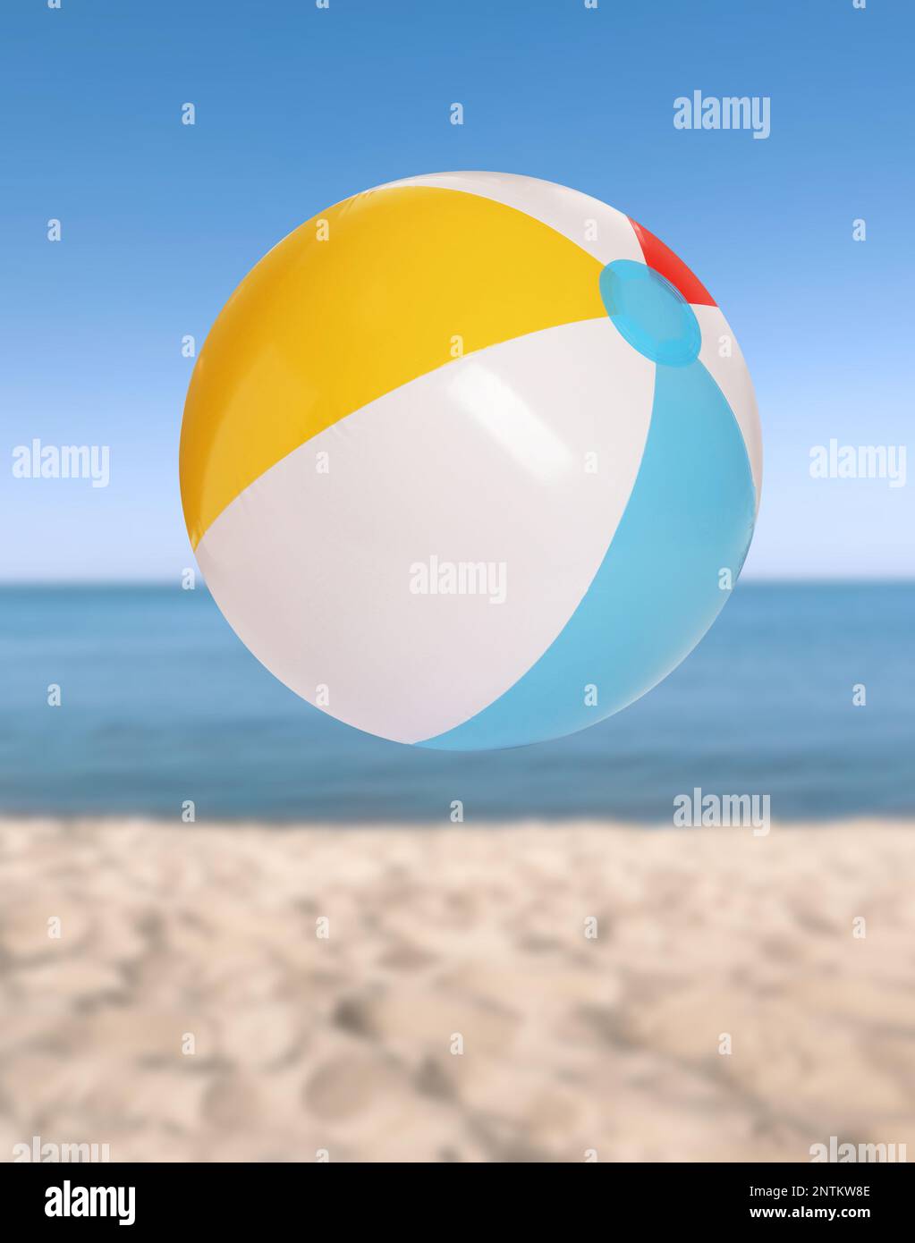 Inflatable beach ball hi-res stock photography and images - Alamy