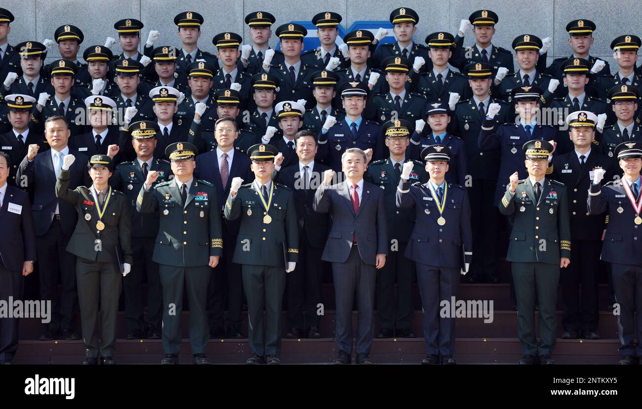 28th Feb, 2023. Newly commissioned Army officers Defense Minister Lee ...