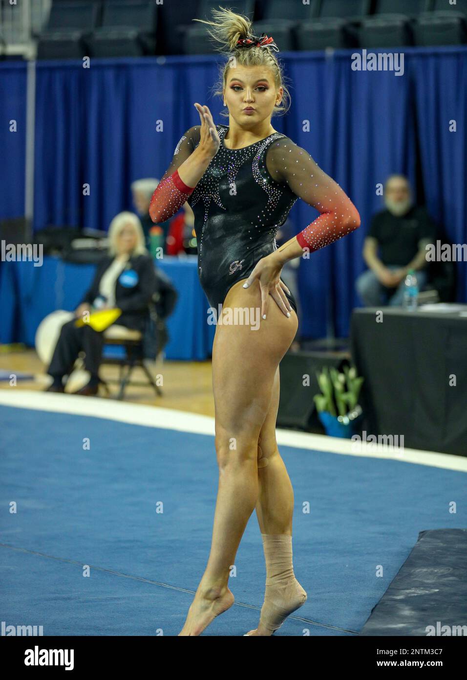 April 5, 2019: Nebraska's Catelyn Orel performs per floor routine ...