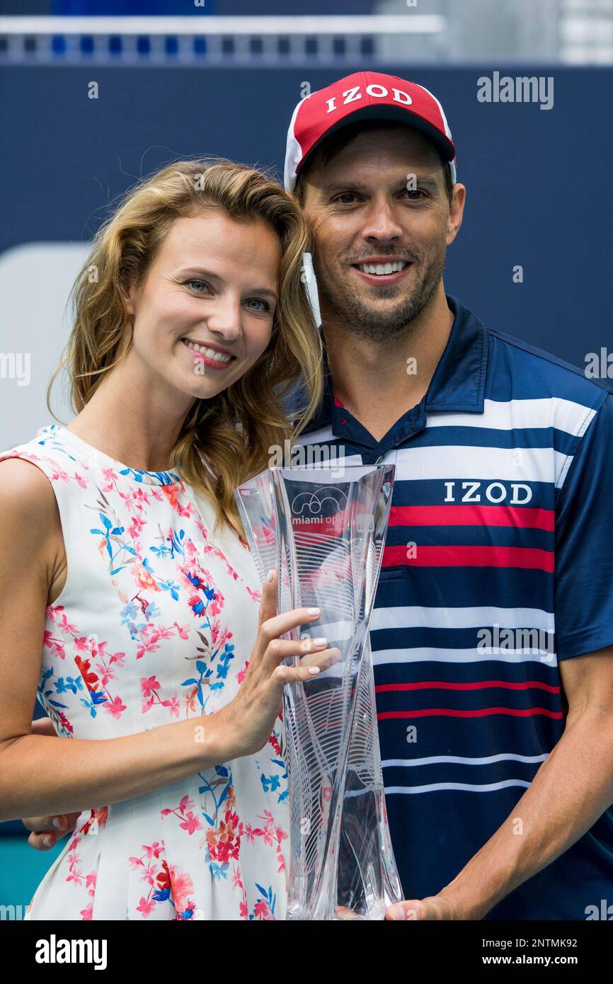 Dan Marino Girlfriend