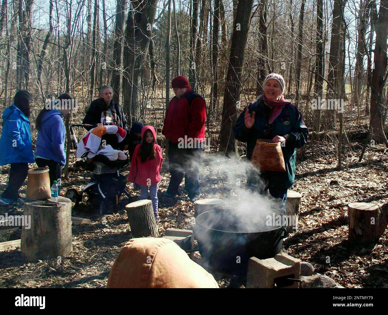Hawthorn Hollow natural and educator Nancy Carlson, far right ...