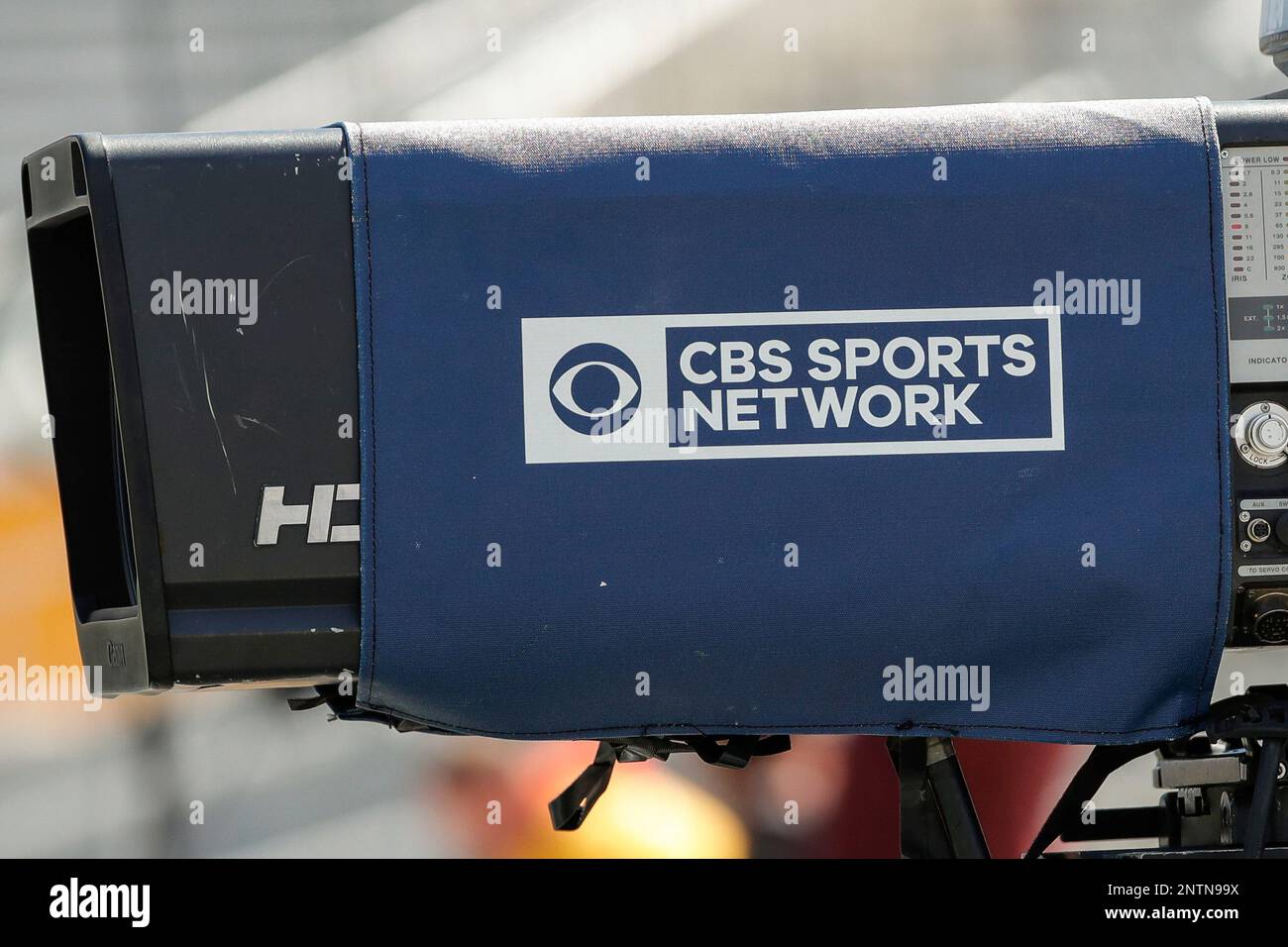 Cbs sports logo hi-res stock photography and images - Alamy