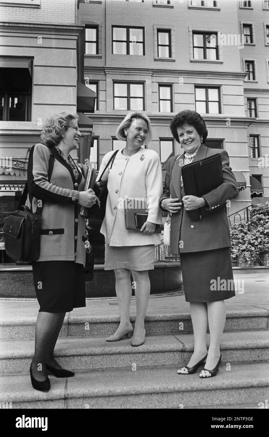 Rose Ann Domenici, Leslie Hayes and Collen Nunn pose in front of ...